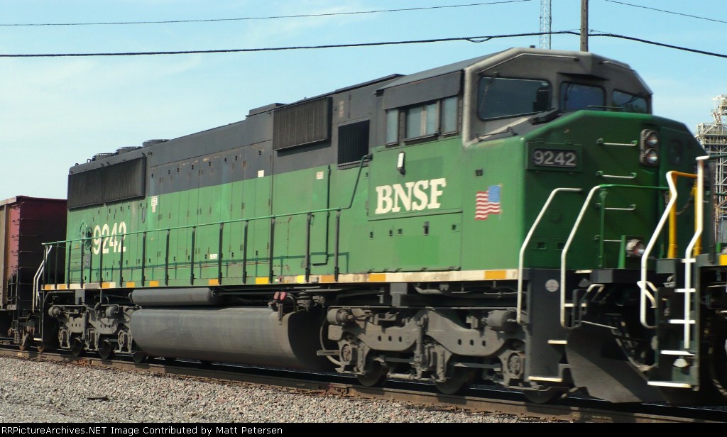 BNSF 9242